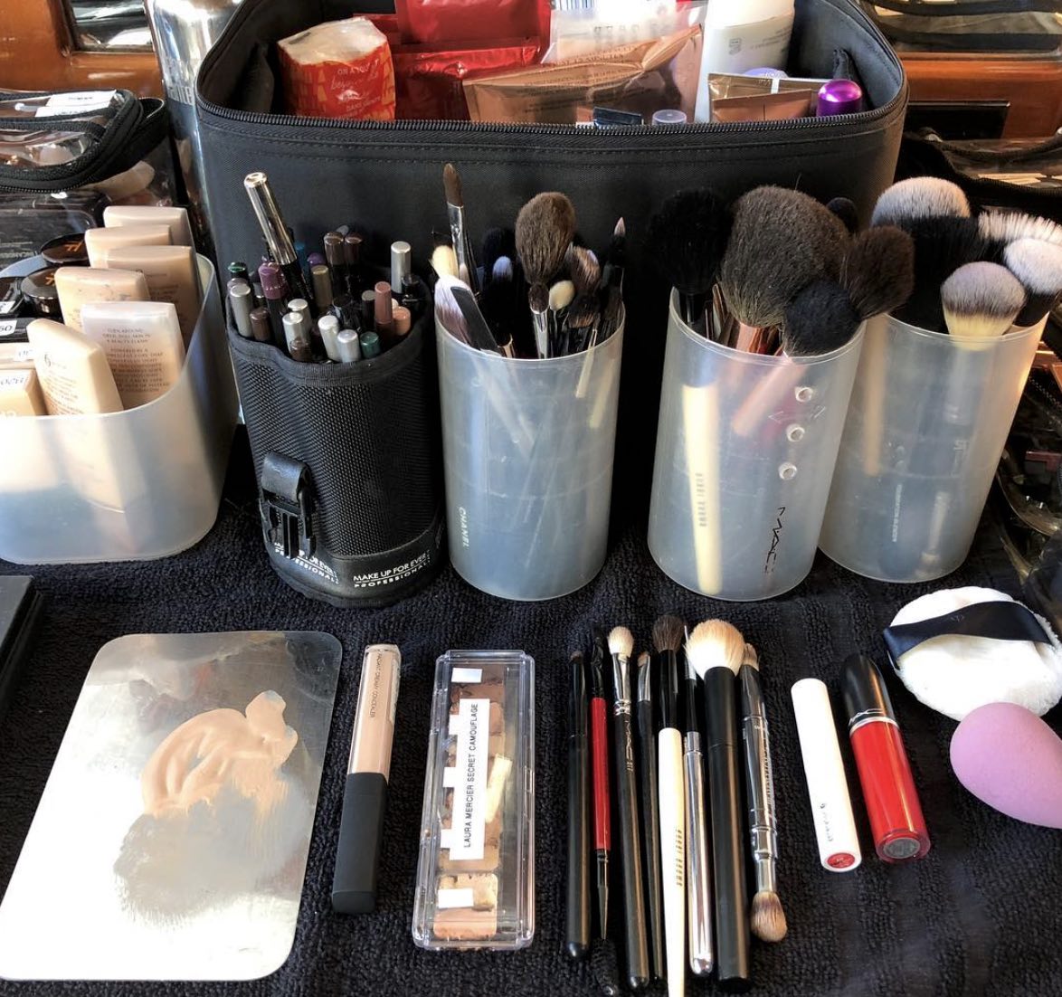 A Day In The Life Of A Celebrity Make up Artist Monikablunder A Day In The Life Of A Celebrity Make up Artist Monikablunder