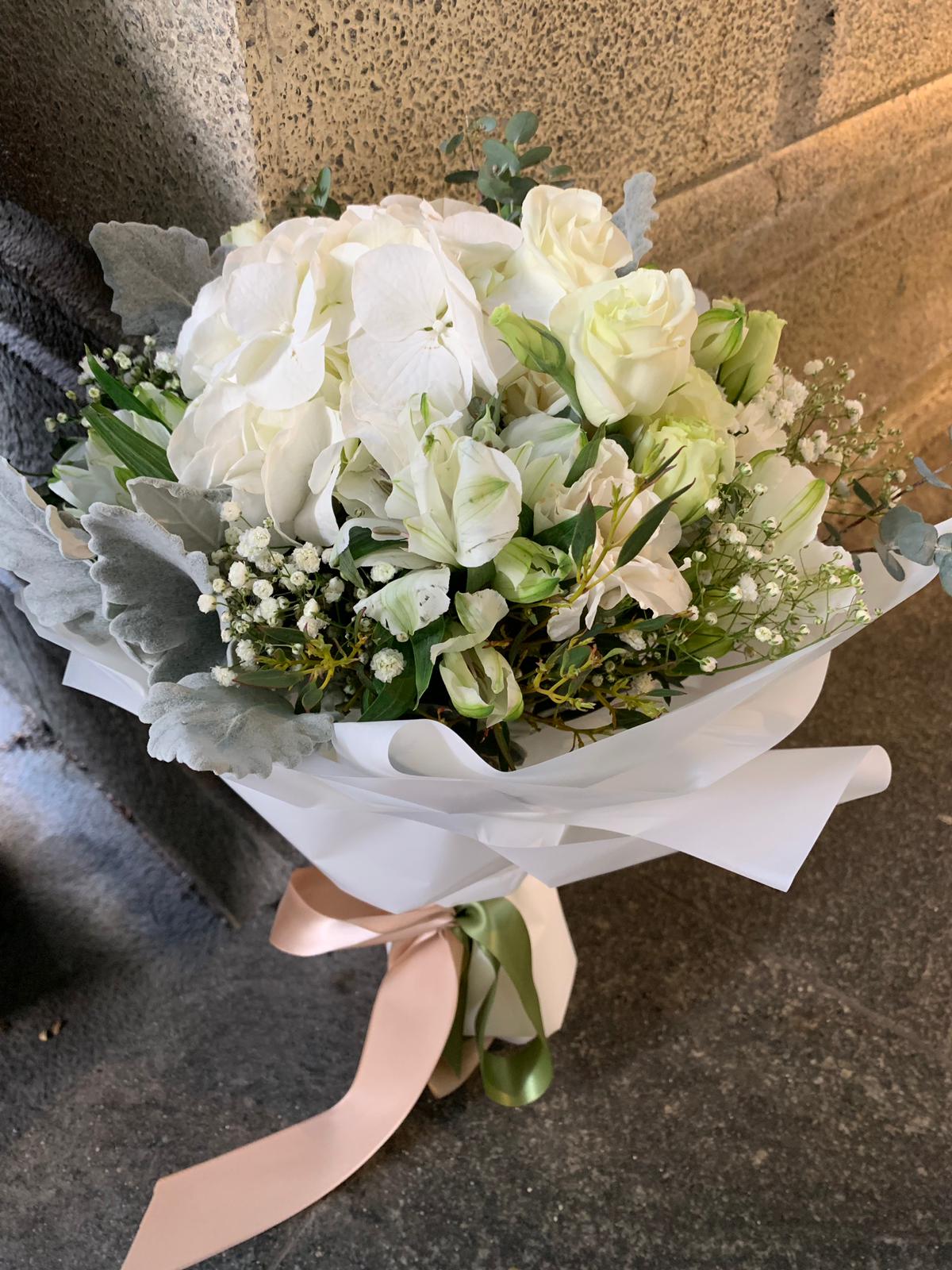 Flower Delivery Singapore Raffles Place | Best Flower Site